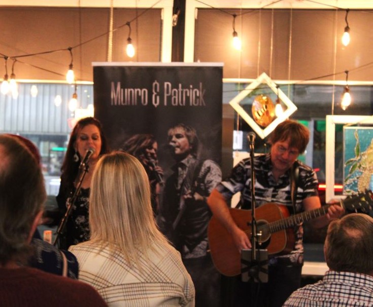 Munro & Patrick celebrate Canadian music with acoustic set at Art Concepts - DiscoverEstevan.com ...